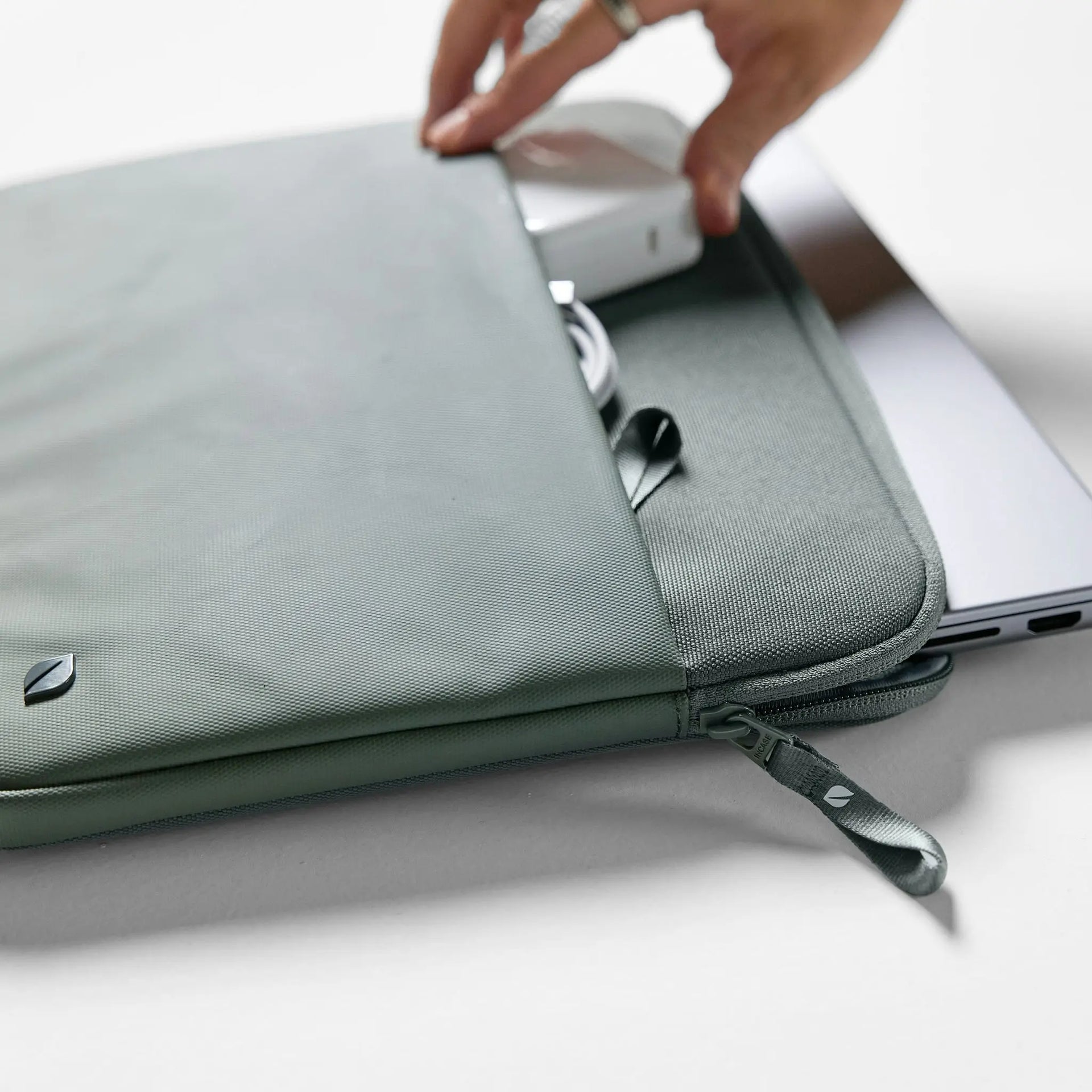 Laptop Sleeves - Incase.com