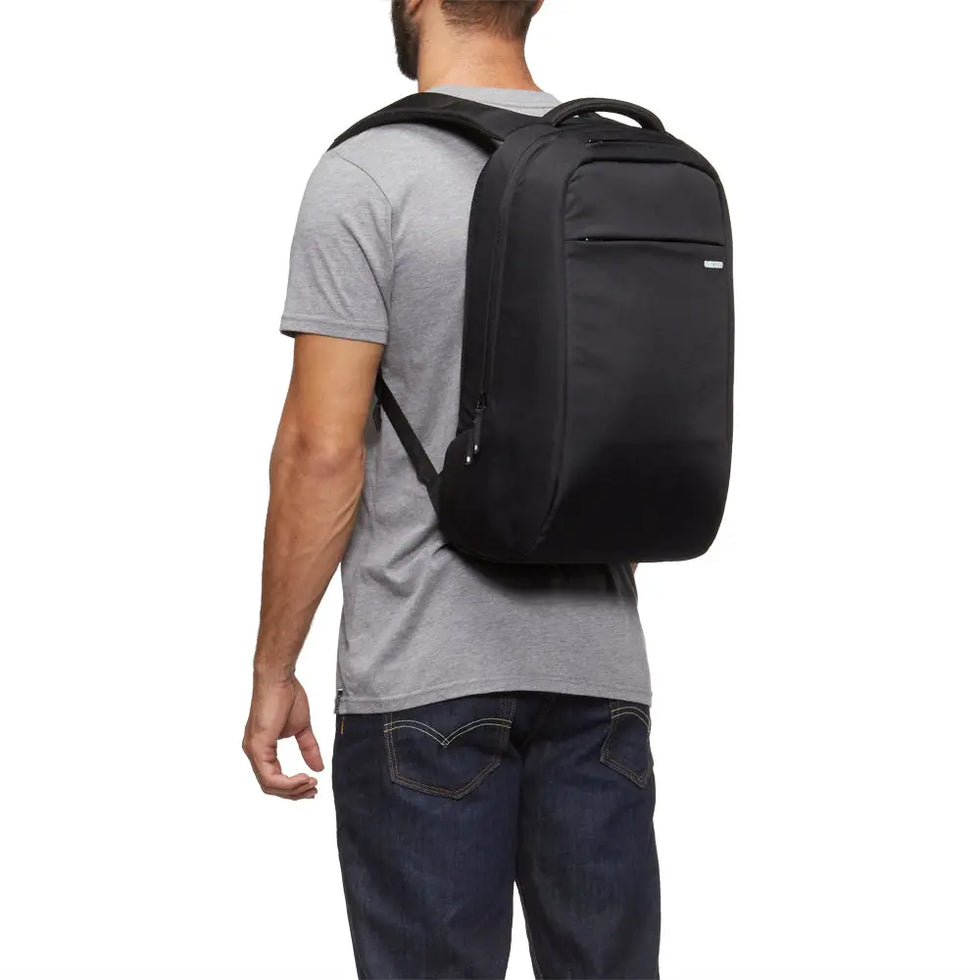 ICON Lite Pack - Incase.com